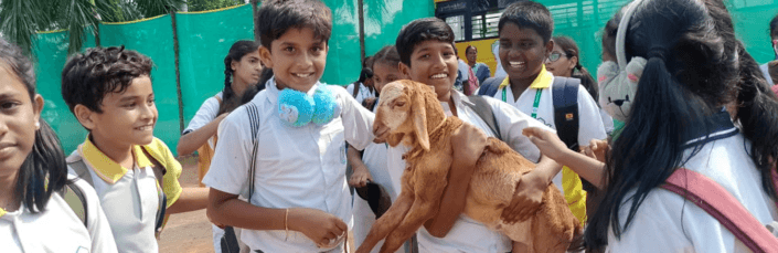 Experience the Life of Farmer – Welcome to ONE DAY KISAN, We Allow kids ...